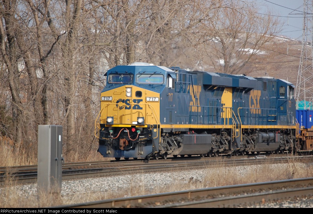 CSX 717 & 721